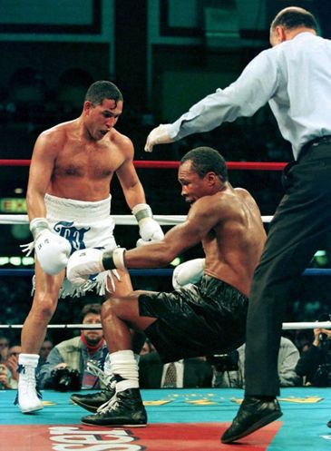 A Boxing Memory: Sugar Ray Leonard v Hector Camacho – FightPost: Boxing ...