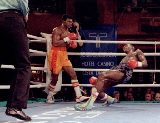 The Story of Herol ‘Bomber’ Graham – FightPost: Boxing & MMA News