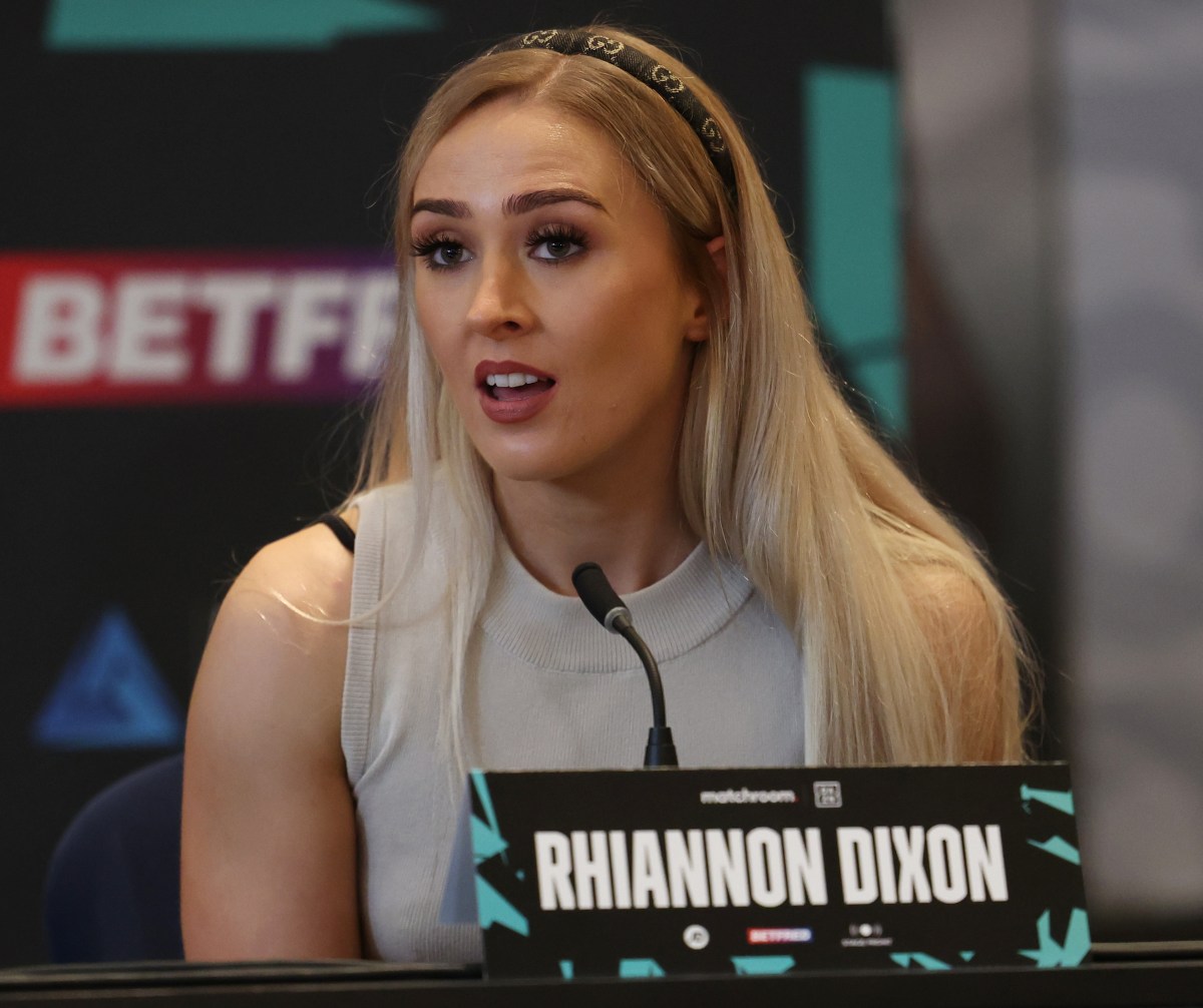 Rhiannon Dixon: From White Collar to World Champion? – FightPost ...