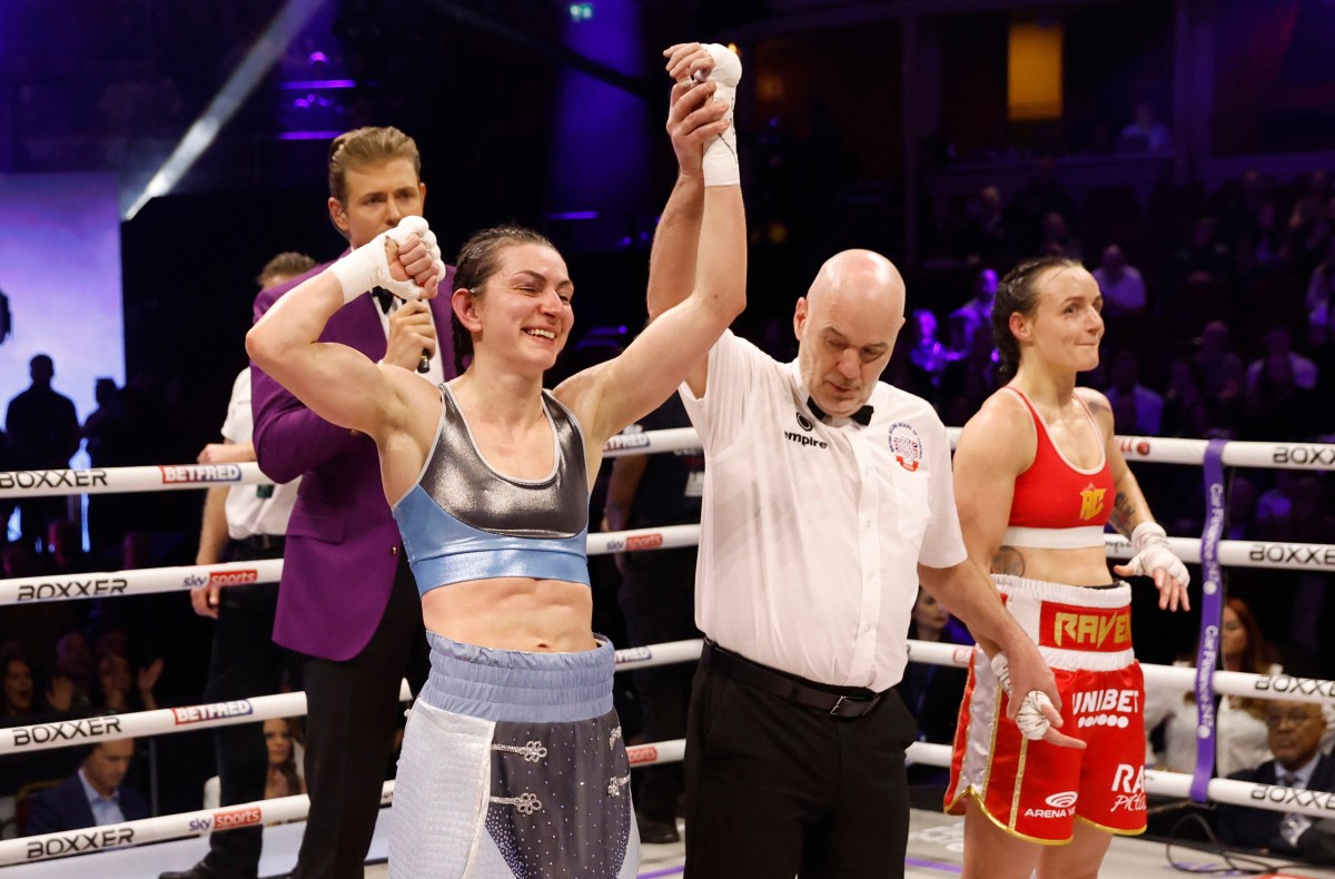 Ringside Report: Karriss Artingstall Drops & Outpoints Raven Chapman To ...